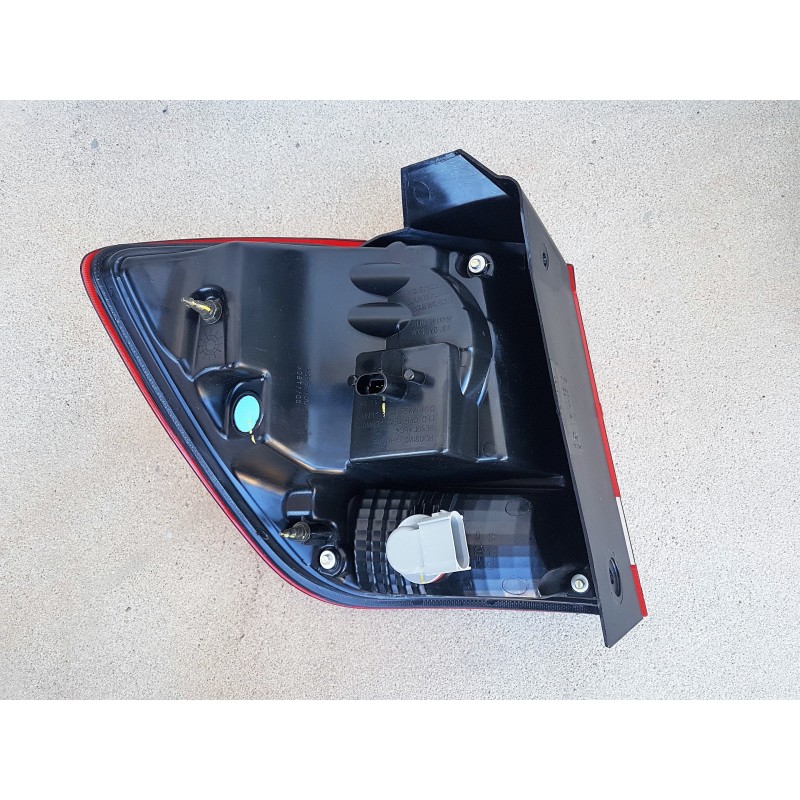 Fanale Posteriore Esterno DX LED - Silcarsrl.com
