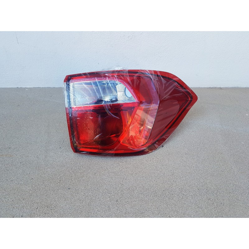 Fanale Posteriore DX Esterno - Silcarsrl.com